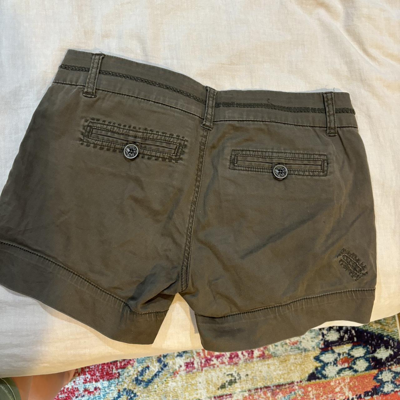 Cargo low-rise shorts - Depop