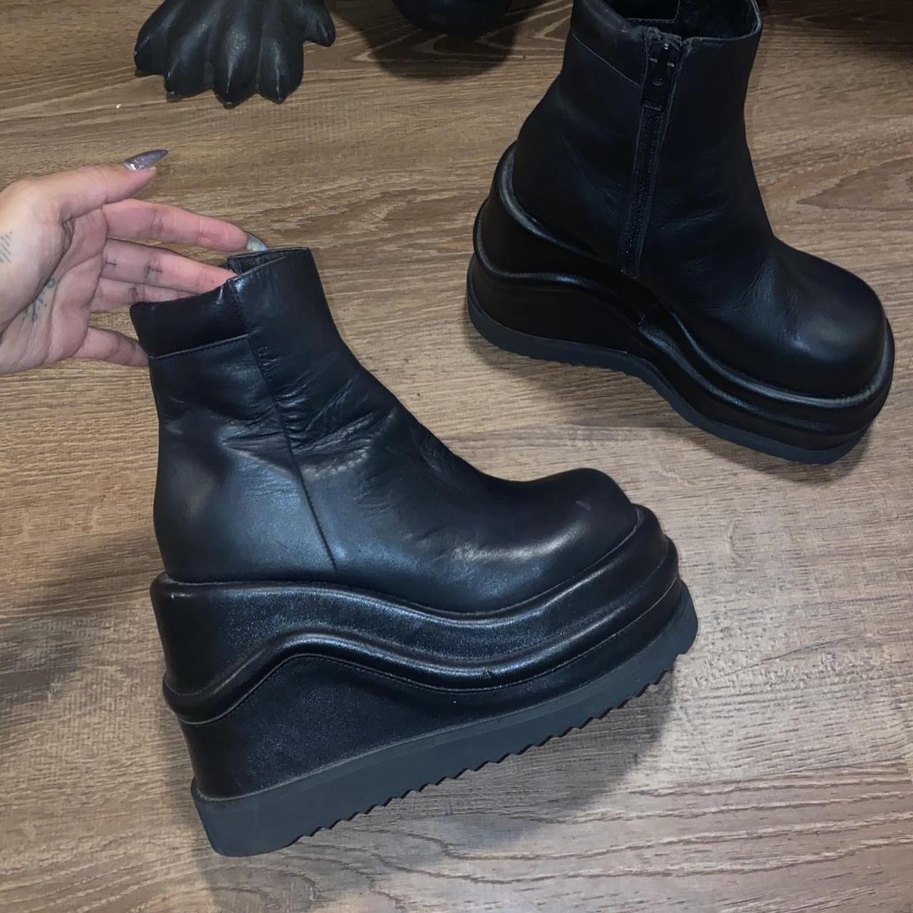 unif wave platform boots - Depop