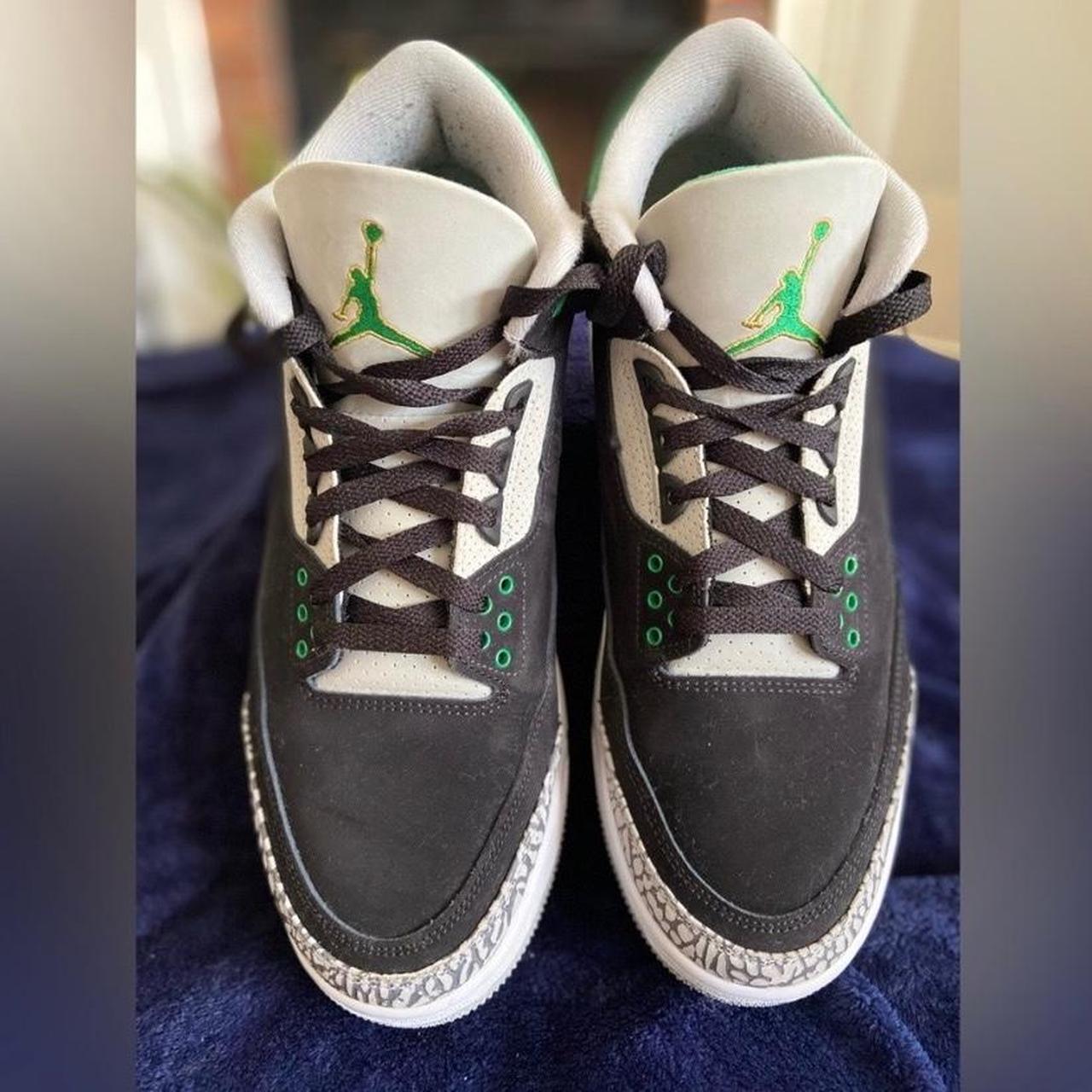 Pine green 3s size 11 with original box - Depop