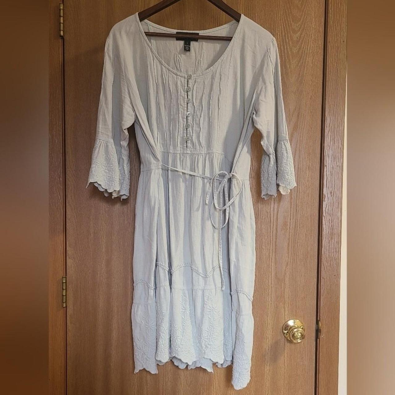 Gretty Zueger with beautiful embroidery throughout... - Depop