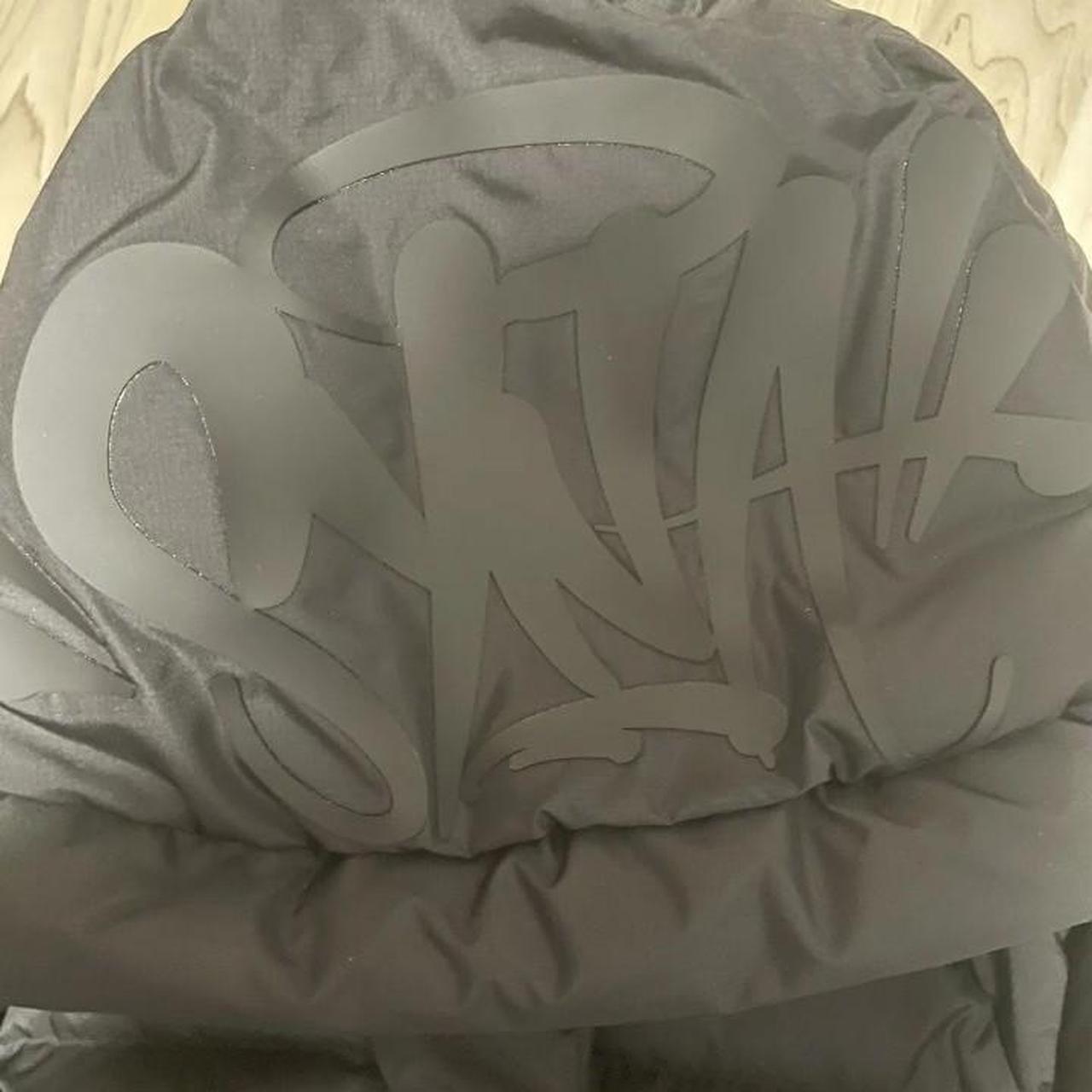 Syna world puffer jacket - Depop