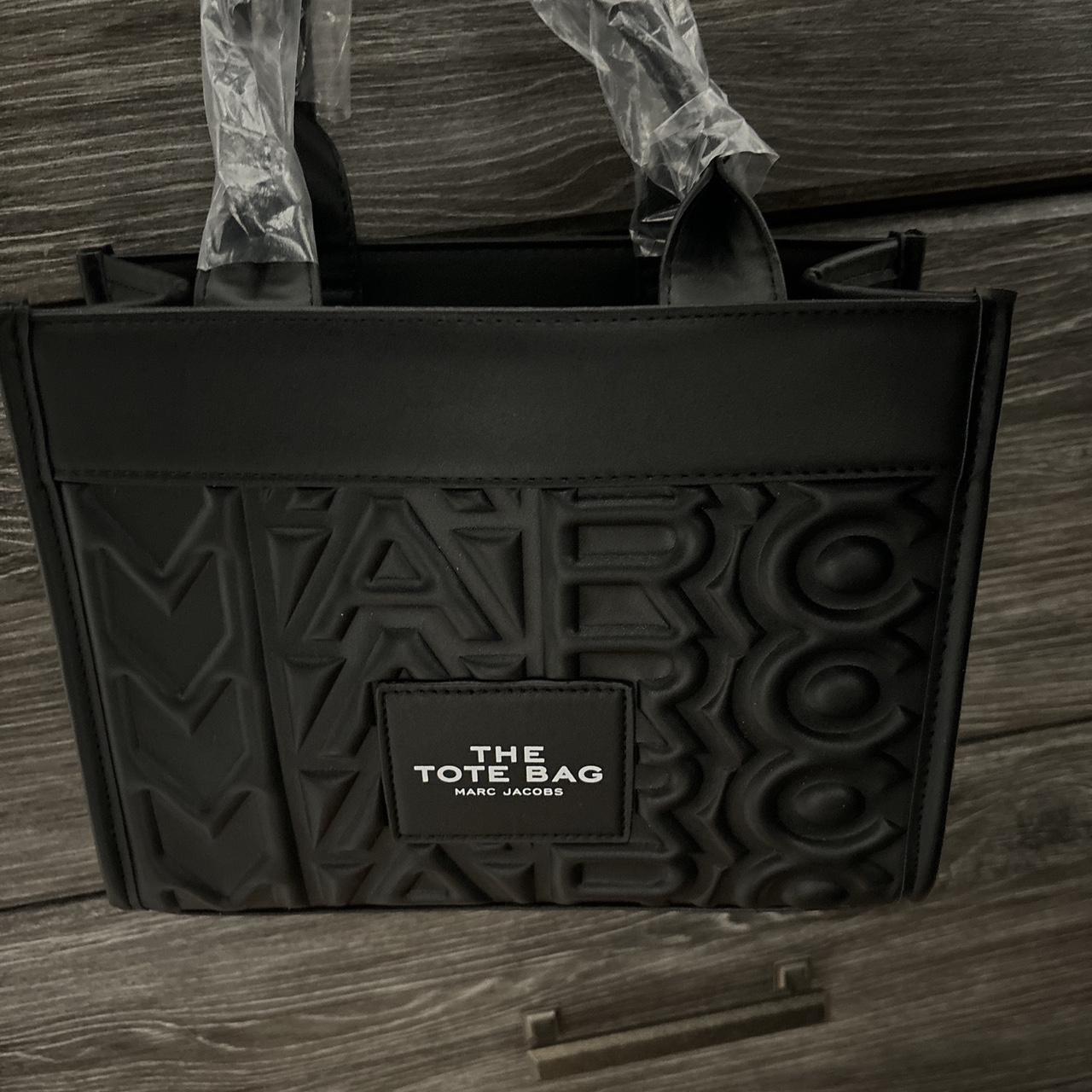 Black leather Mark Jacobs tote bag - Depop