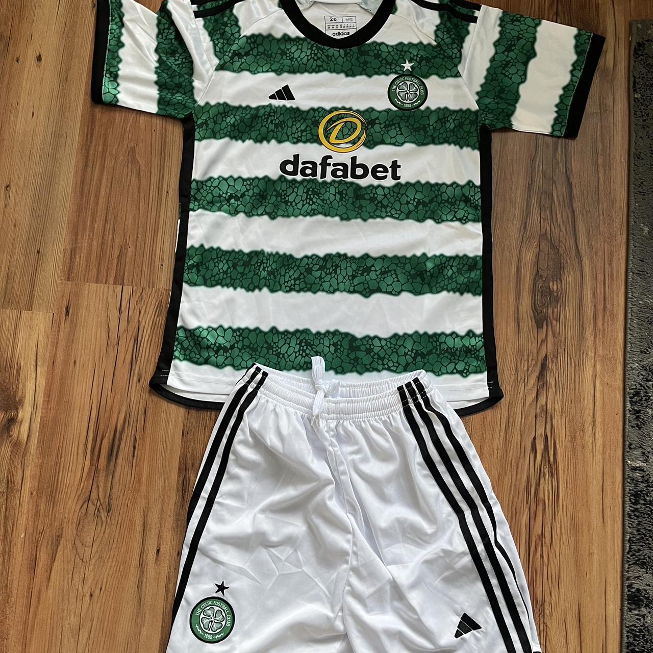 Celtic kids home kit size 4/5 years #Celtic #irish... - Depop