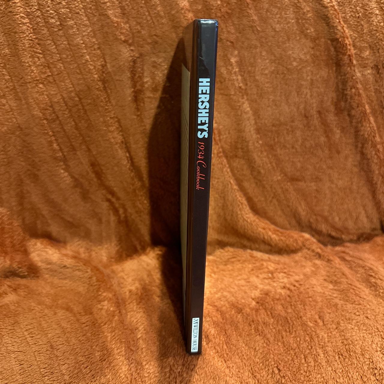 Hershey’s 1934 Cookbook ( copyright 1992 ) cover has... - Depop