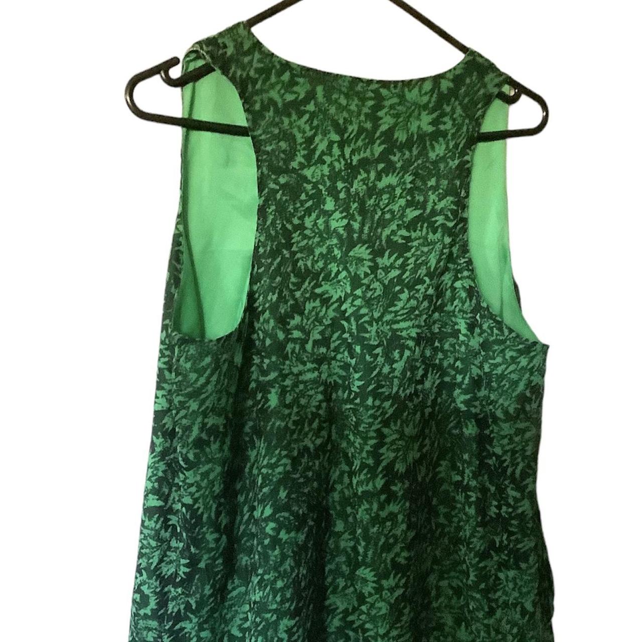 Leoni Green Top. This has been worn but is still... - Depop