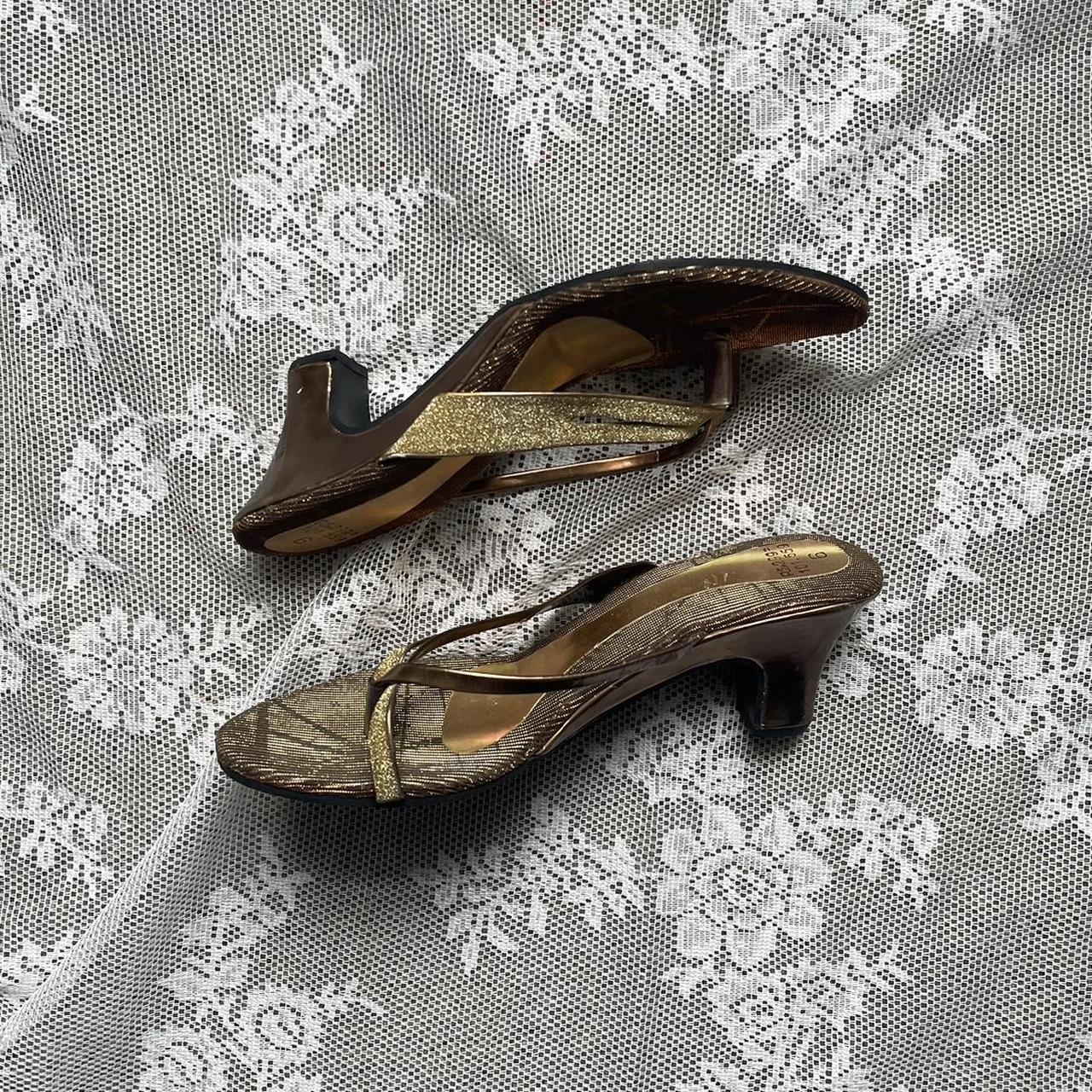 🎊vintage kitten heels🎊 ICONICCCCC kitten heel... - Depop