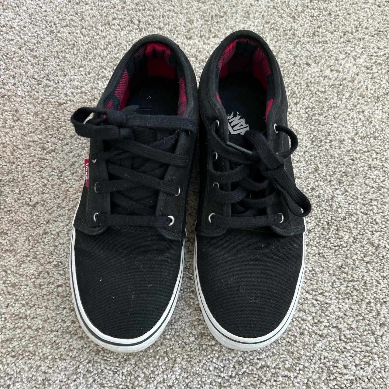 Vans unisex size 6.0 kids. I am a size 7/7.5 and... - Depop