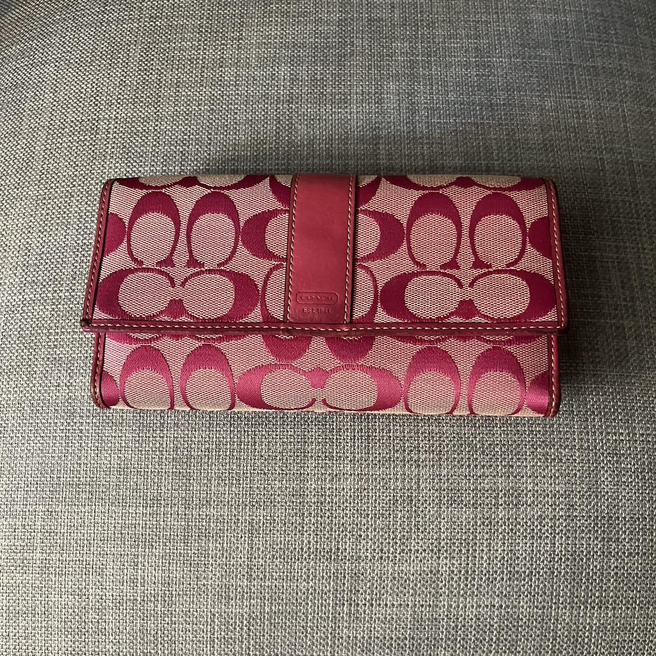 Pink coach wallet Decent condition 100% authentic - Depop