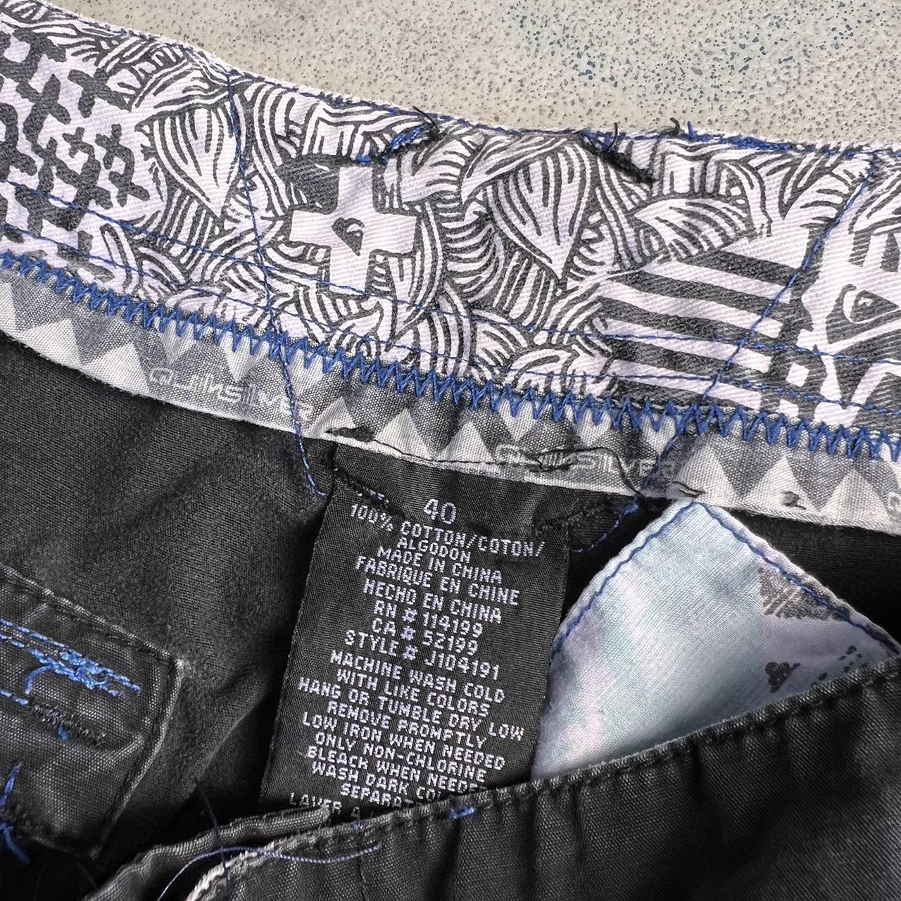 Quicksilver Cargo shorts Baggy fit Outerseam 24 Leg... - Depop