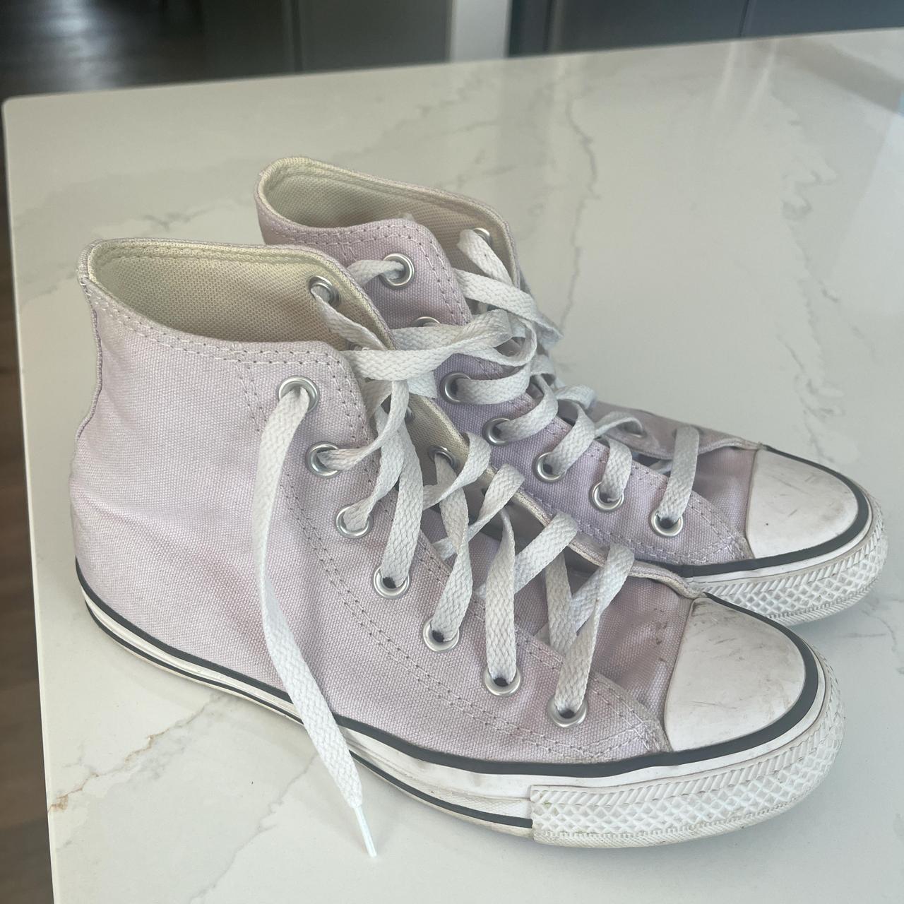 size 6 light purple converse have been slightly worn... - Depop