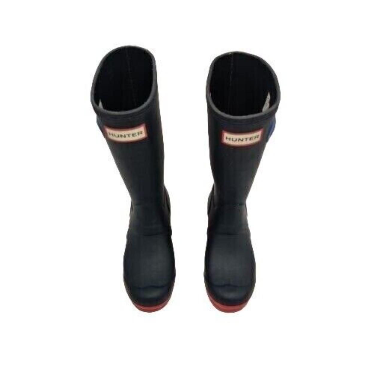 This Hunter rain boot in Midnight Sky Blue Stripe is... - Depop