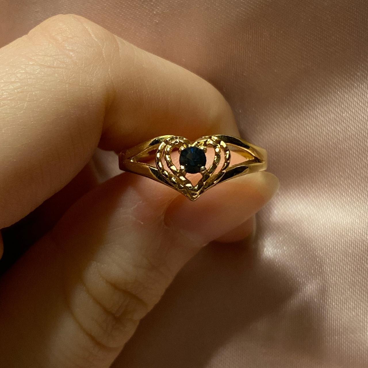 blue gem, heart shaped gold ring