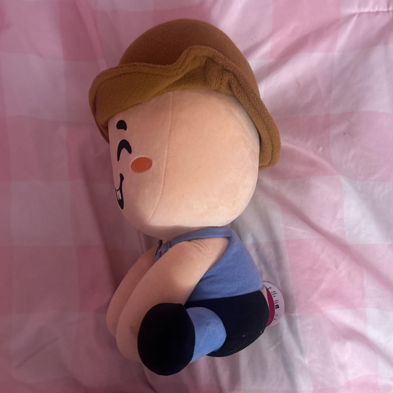 1FT Medium cleetus sit plush youtooz Autobuy is... - Depop
