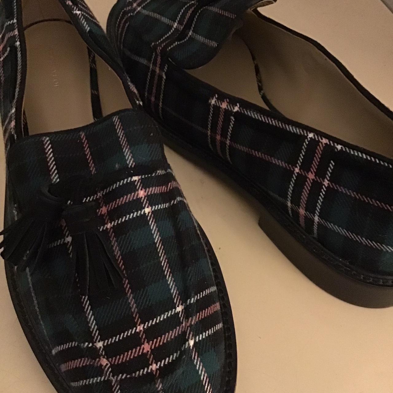 Ann Taylor women plaid tassel loafer shoes are in... - Depop