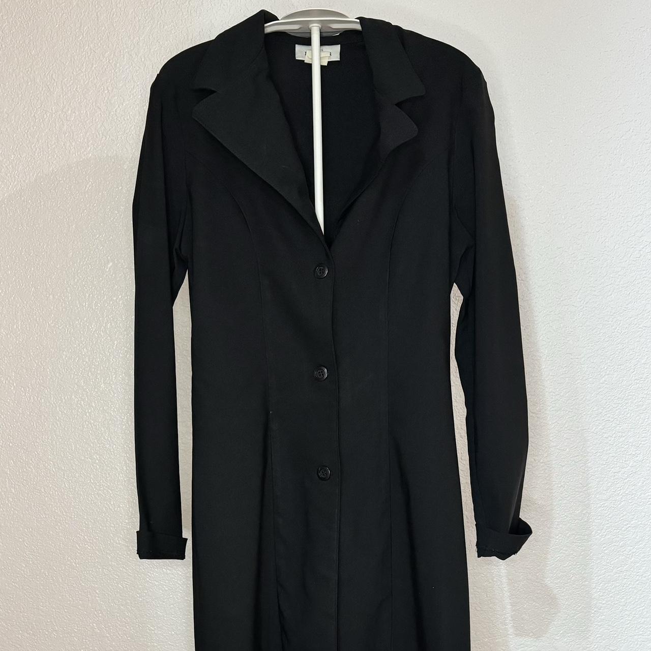 Fitted/tailored black long blazer Stretchy like... - Depop