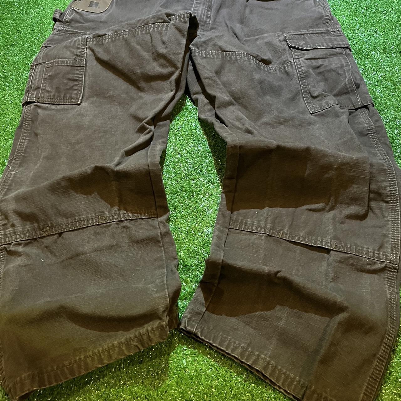 Vintage Wrangler rigs cargo pants. Size 40 X 30.... | Depop