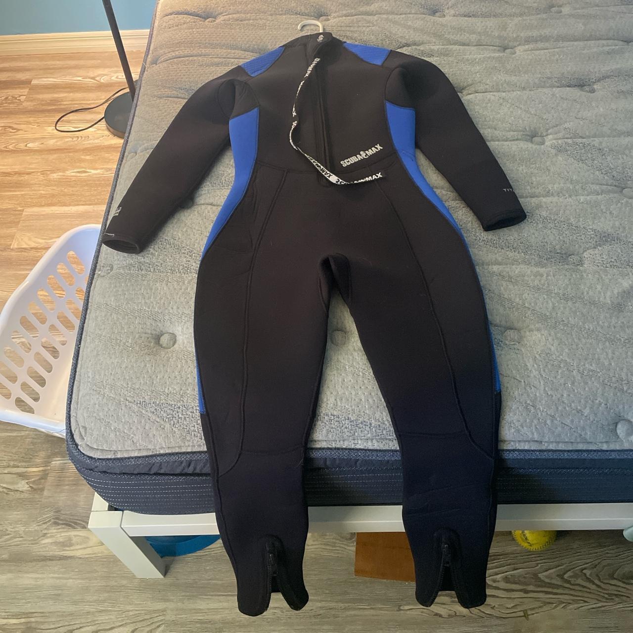 Scuba Max full body wetsuit - Depop