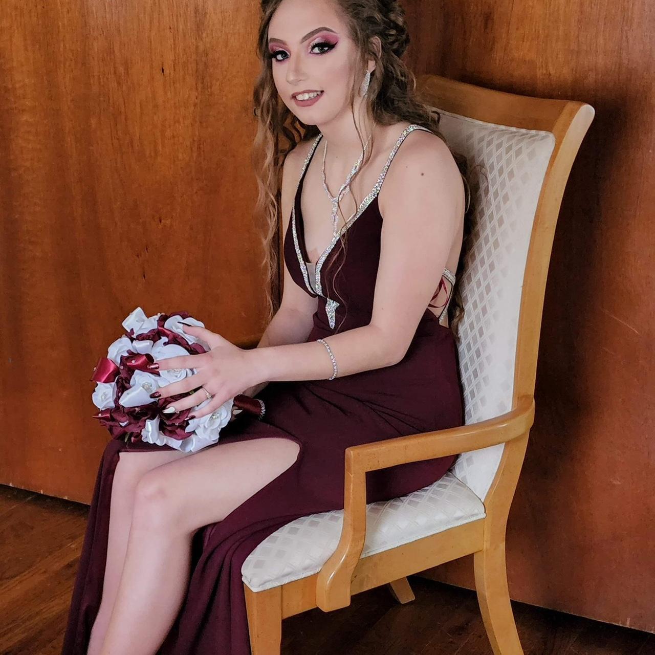 Size X small smoke free pet free house - Depop