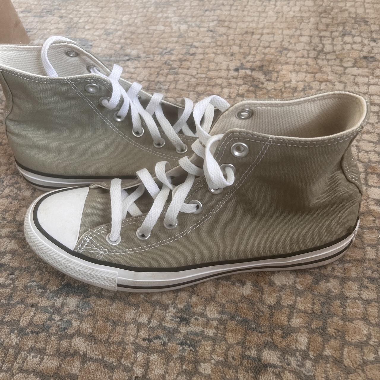 Light green olive Converse - Depop