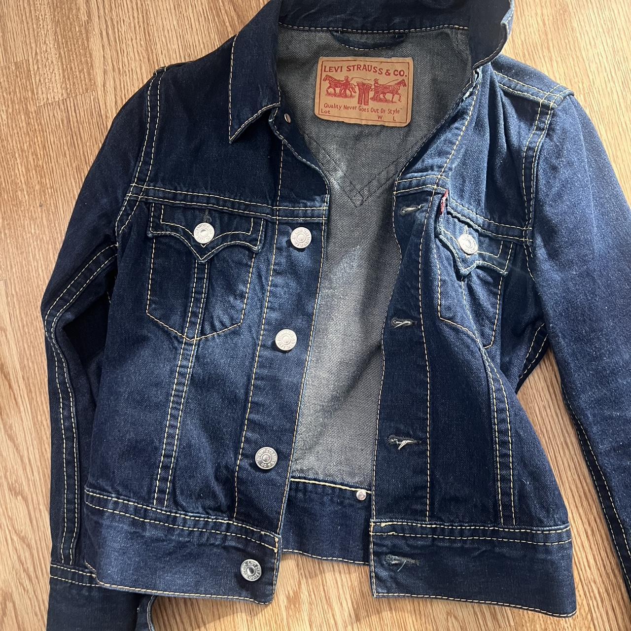 Levi denim jacket - Depop