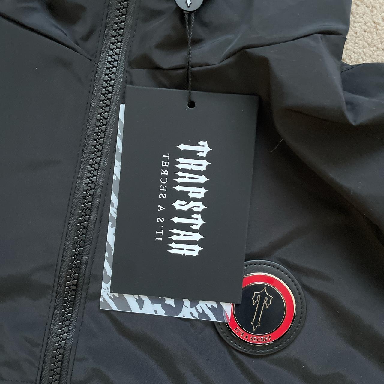 Trapstar windbreaker Black and red #trapstar #uk drip - Depop