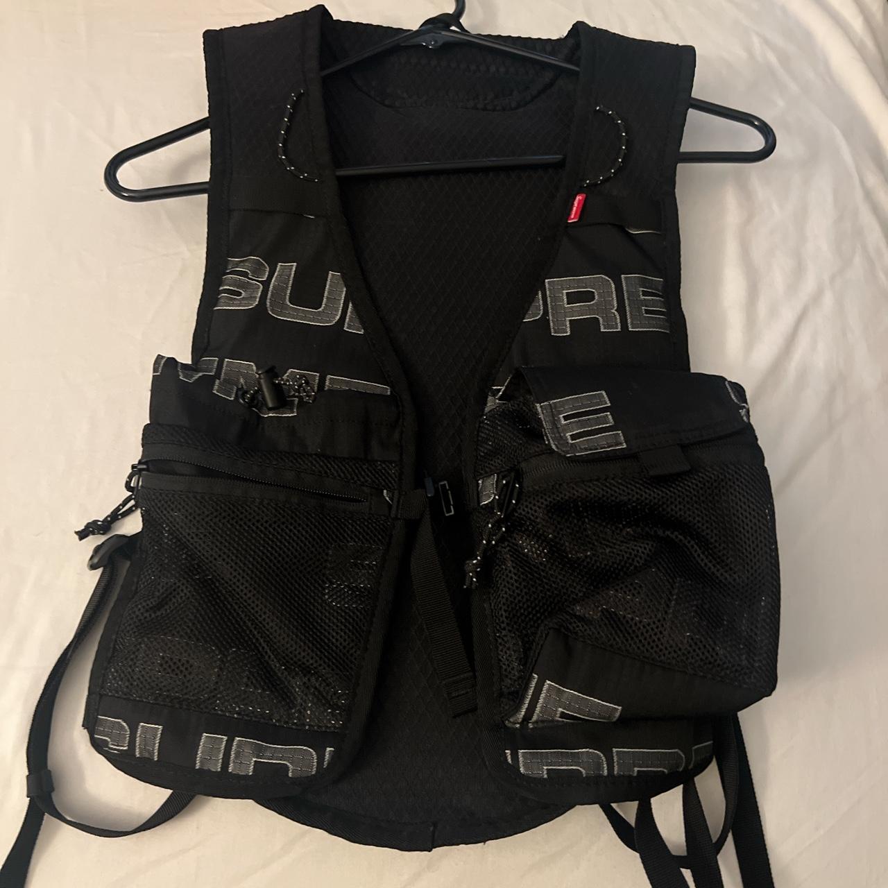 Supreme Vest, Only worn 1x Great condition. - Depop