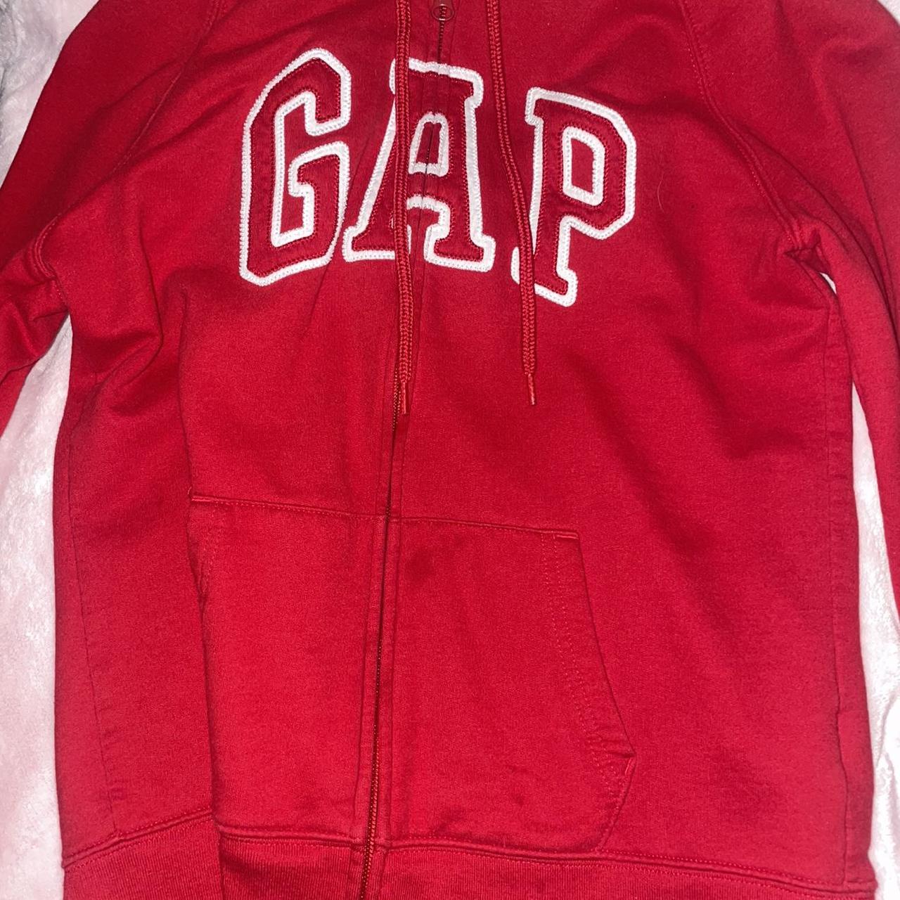 Gap red sweater. Size small. #red #gap #sweaters - Depop