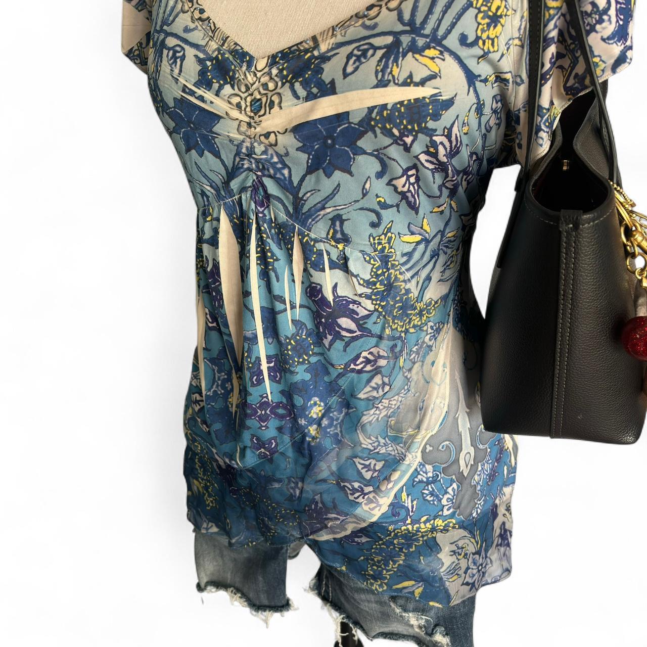 blue whimsy fairy blouse ˖᯽ ݁˖ 🧚 🍄 19" ptp / 28"... | Depop