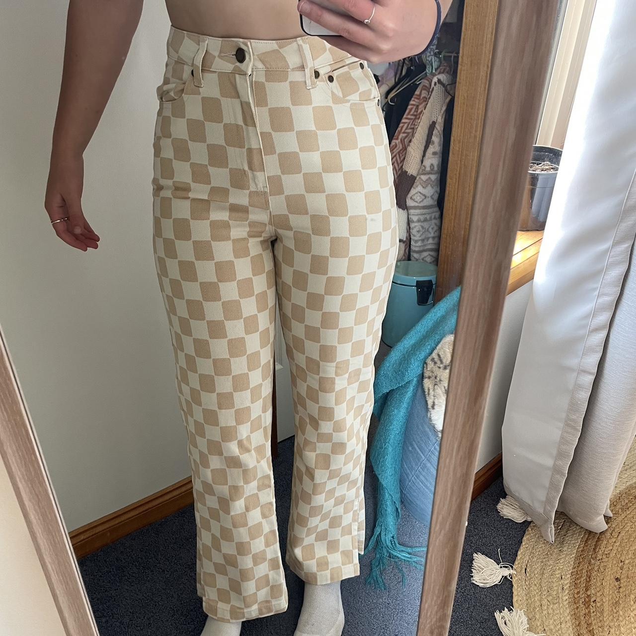 Beige and white checkered pants Never worn Size US... - Depop