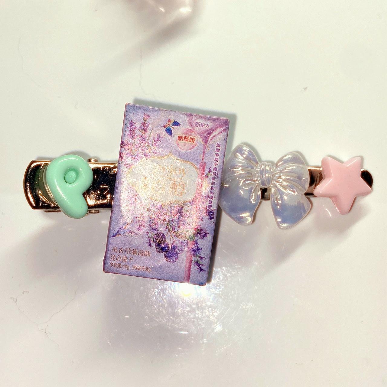 Junk hair clip Handmade - Depop