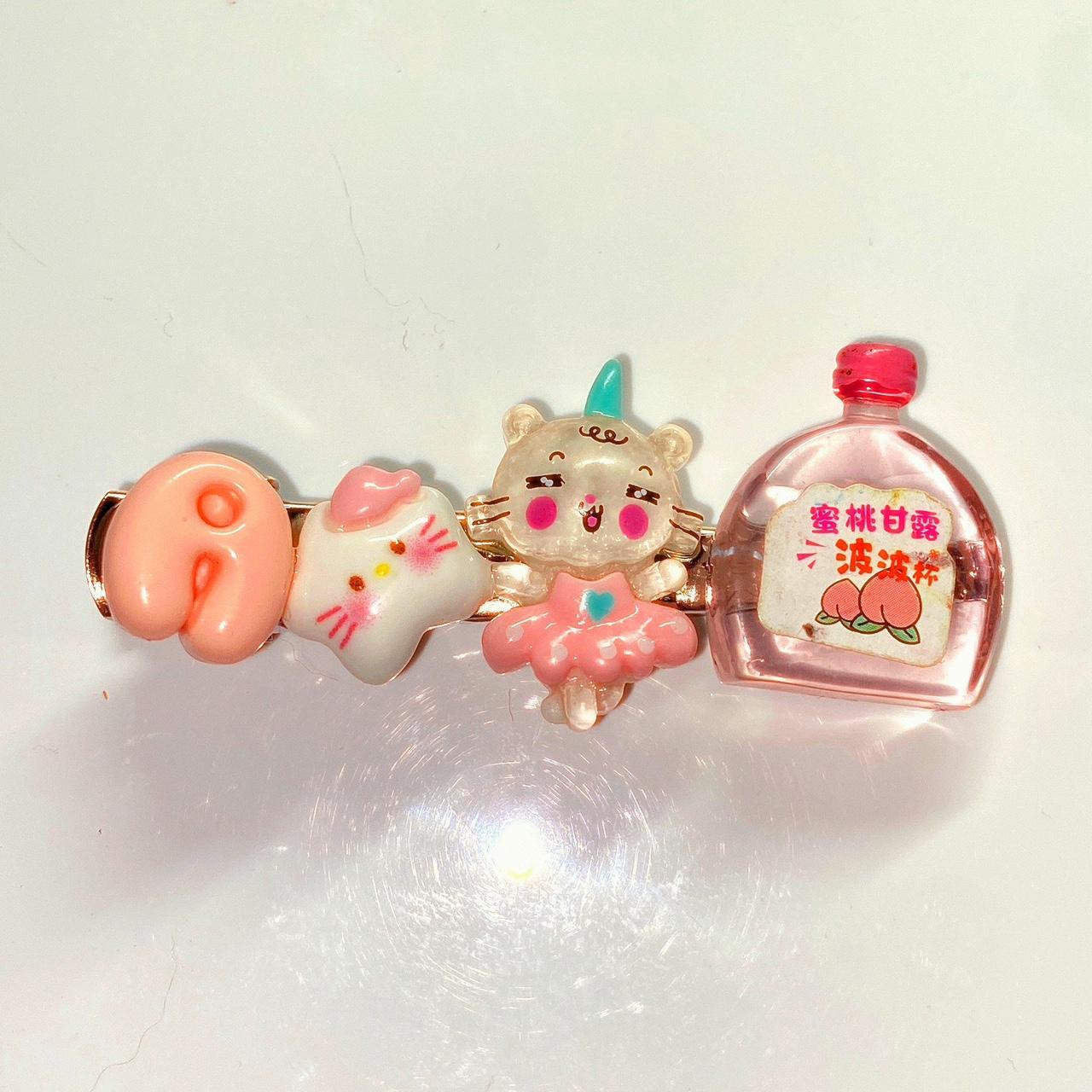 Junk hair clip Handmade - Depop