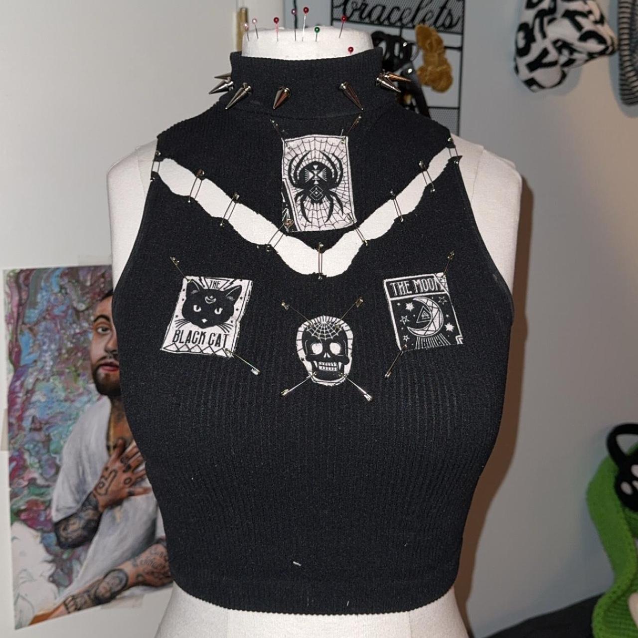 Upcycled goth sleeveless black top turtle neck - Depop