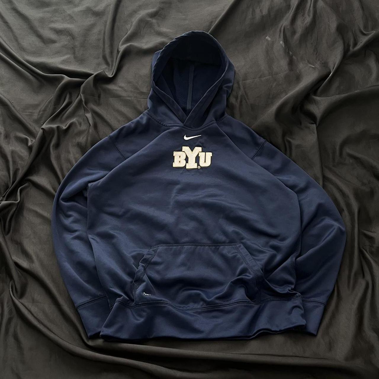 BYU Nike Center Swoosh - measures to men’s s/m... | Depop