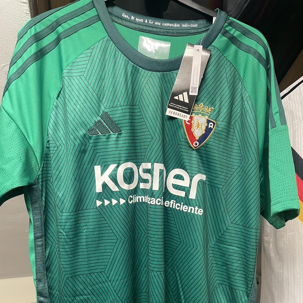 Osasuna Football shirt Men’s medium Open to offers - Depop