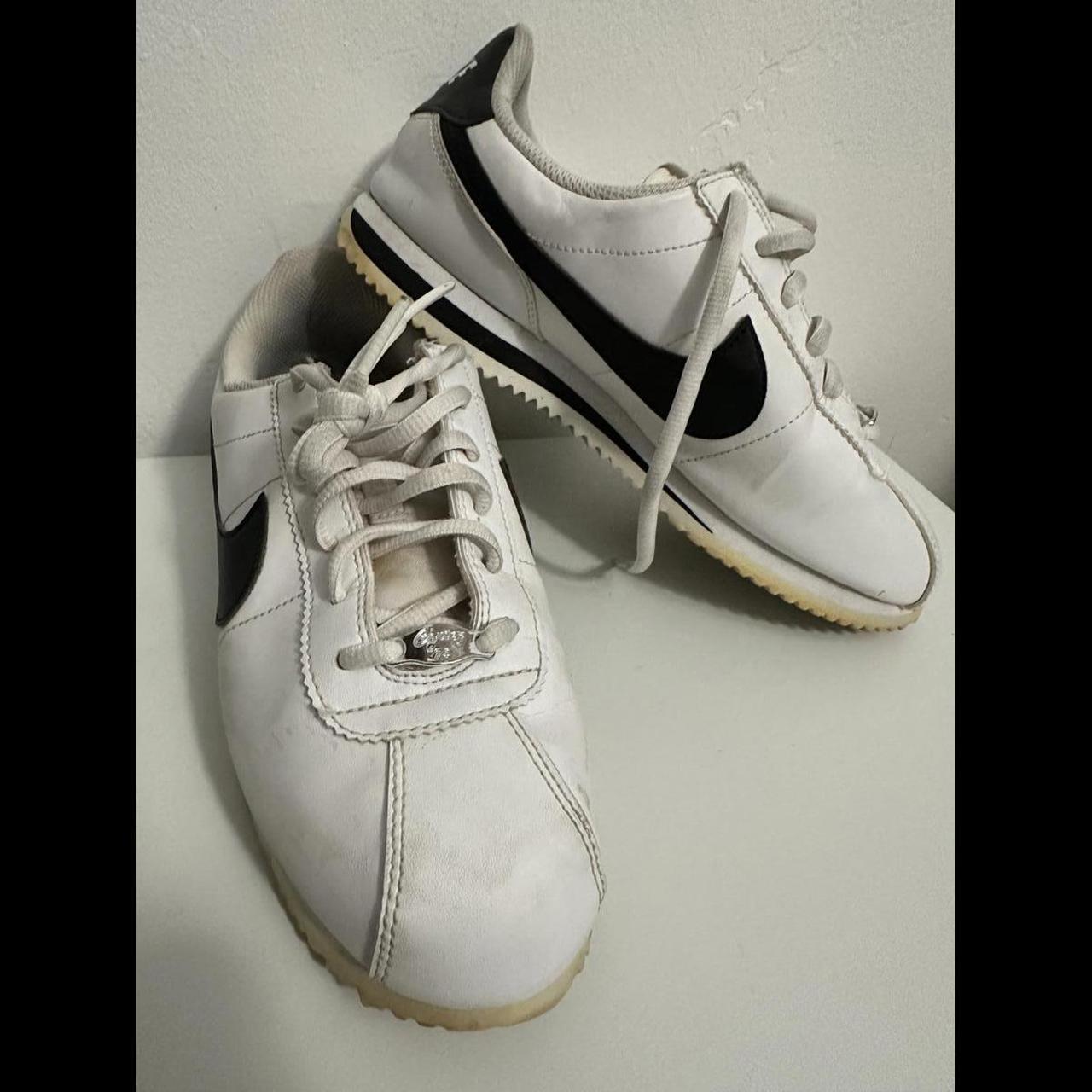 Used Nike sneakers, still in great condition - Depop