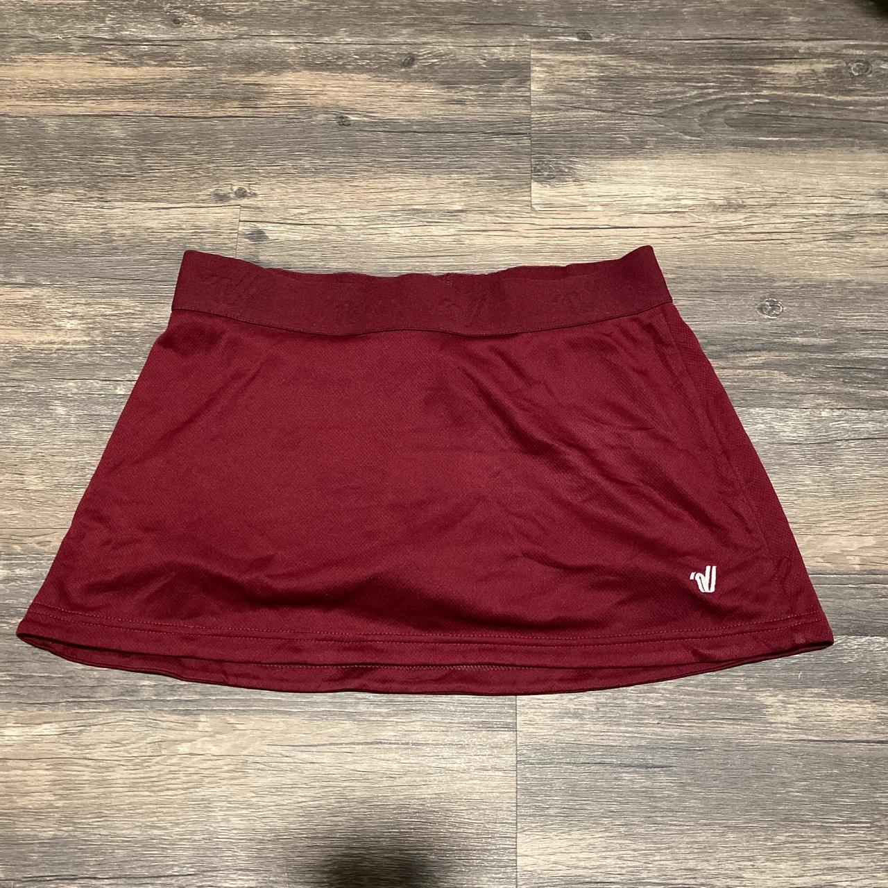 Maroon skort Size: S - Depop