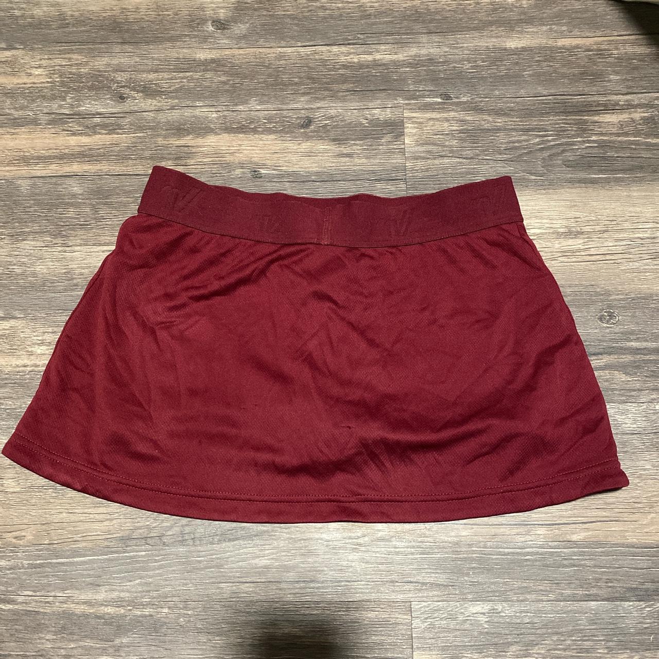 Maroon skort Size: S - Depop
