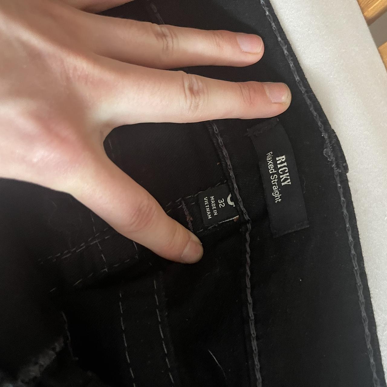 Ricky relaxed straight 32 x 32. Get both for 90 or... - Depop