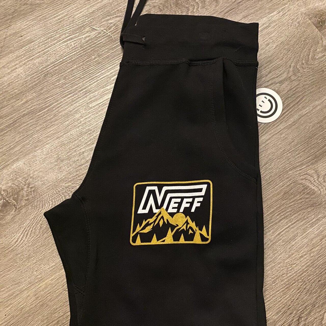 NEFF Joggers XL - Depop