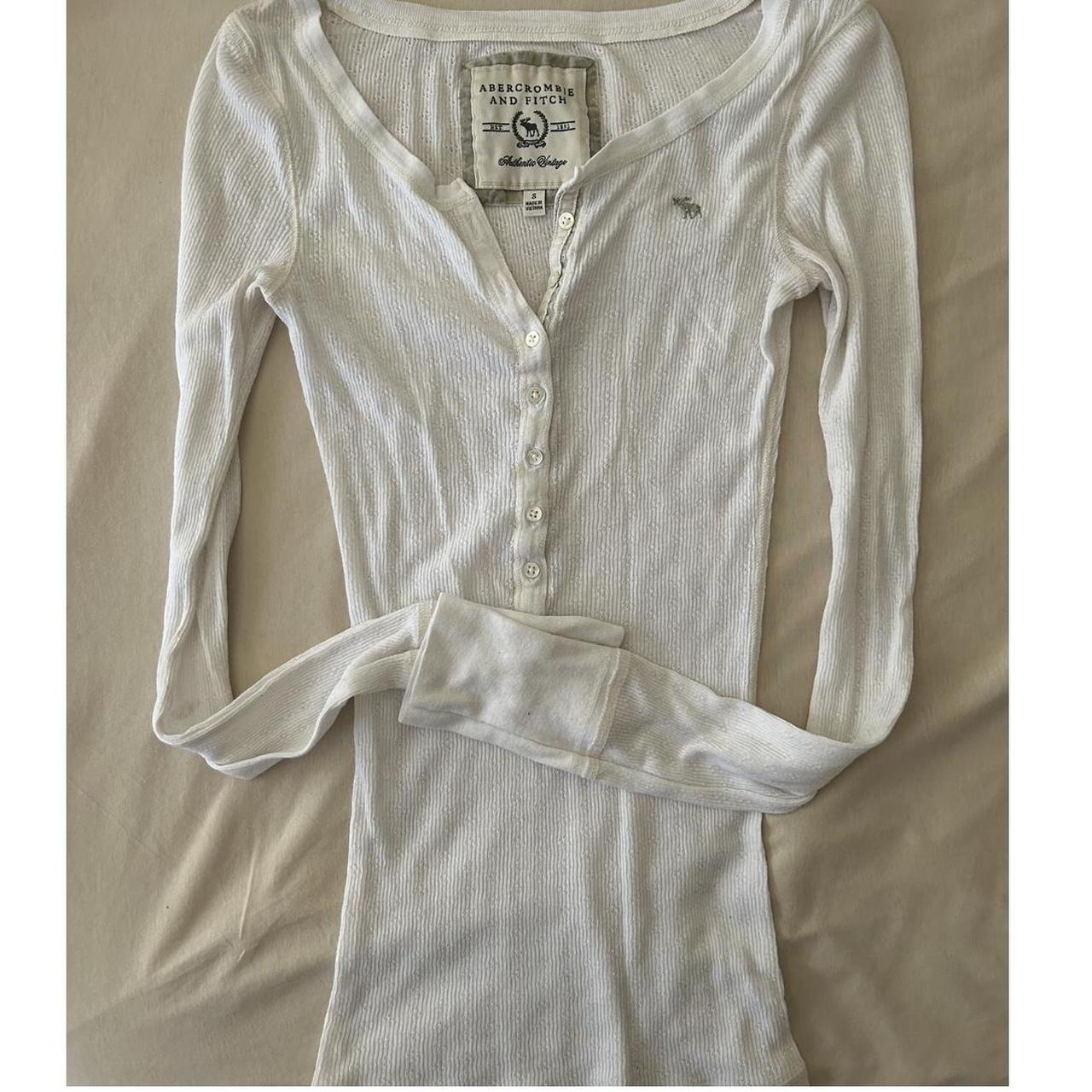 ‼️ON HOLD, DO NOT BUY‼️ Abercrombie & Fitch henley... - Depop