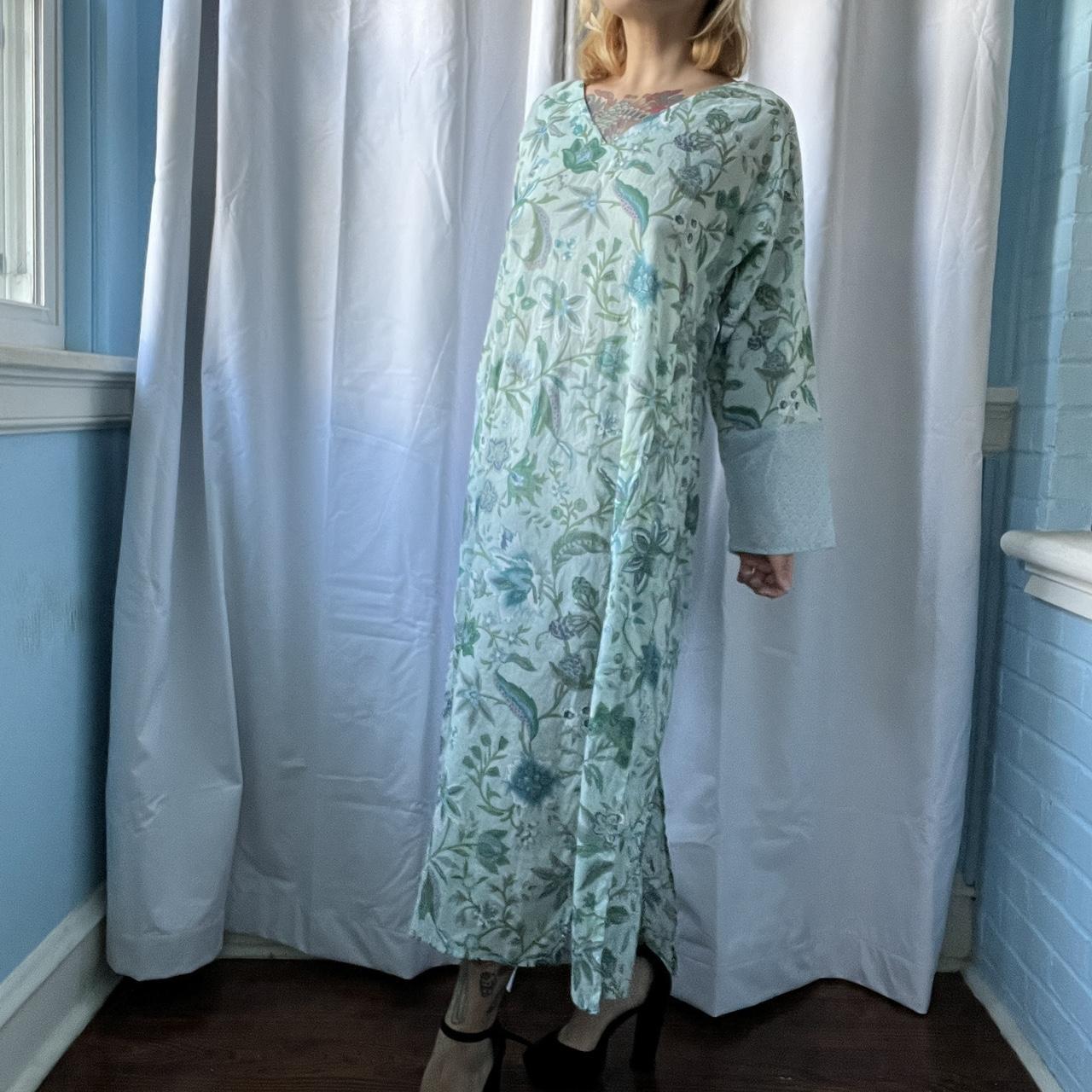 handprint 100% cotton mumu lightweight house dress... | Depop