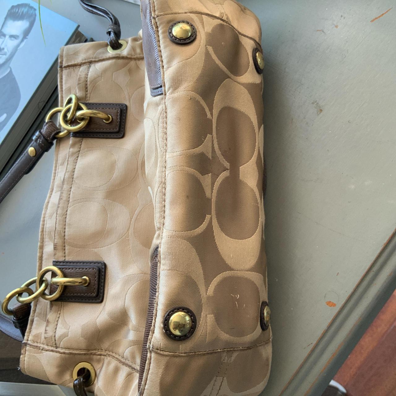 Coach Signature khaki Walnut Preloved SATCHEL... - Depop