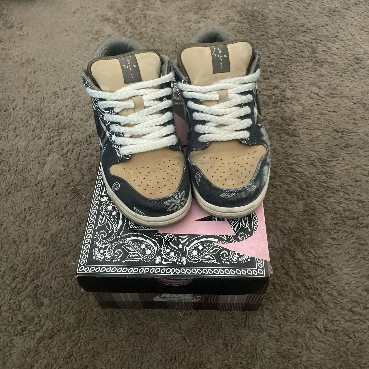 Super cool sb dunks Lot of signs of wear n flaws r... - Depop