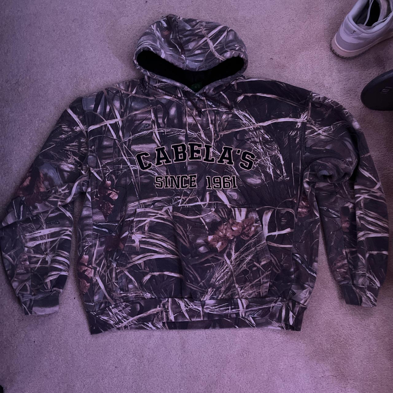 xl super heavyweight camo cabelas sweatshirt - Depop