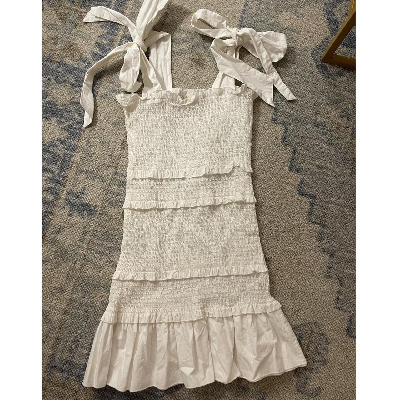 White fitted dress! Altered state dress. Size large... - Depop