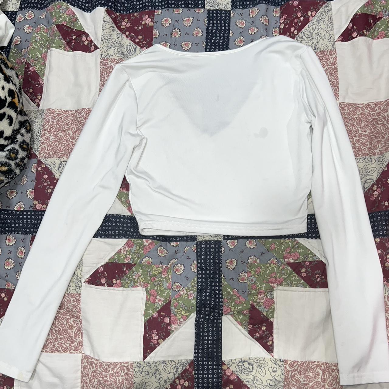 Whit long sleeve crop-top #whitecroptop #longsleeve... - Depop