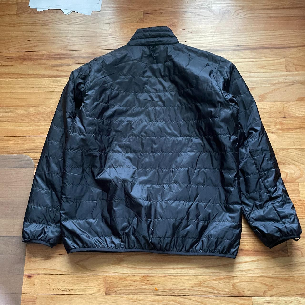 Labatt Blue puffer jacket size XL fits L no flaws 22x30 - Depop