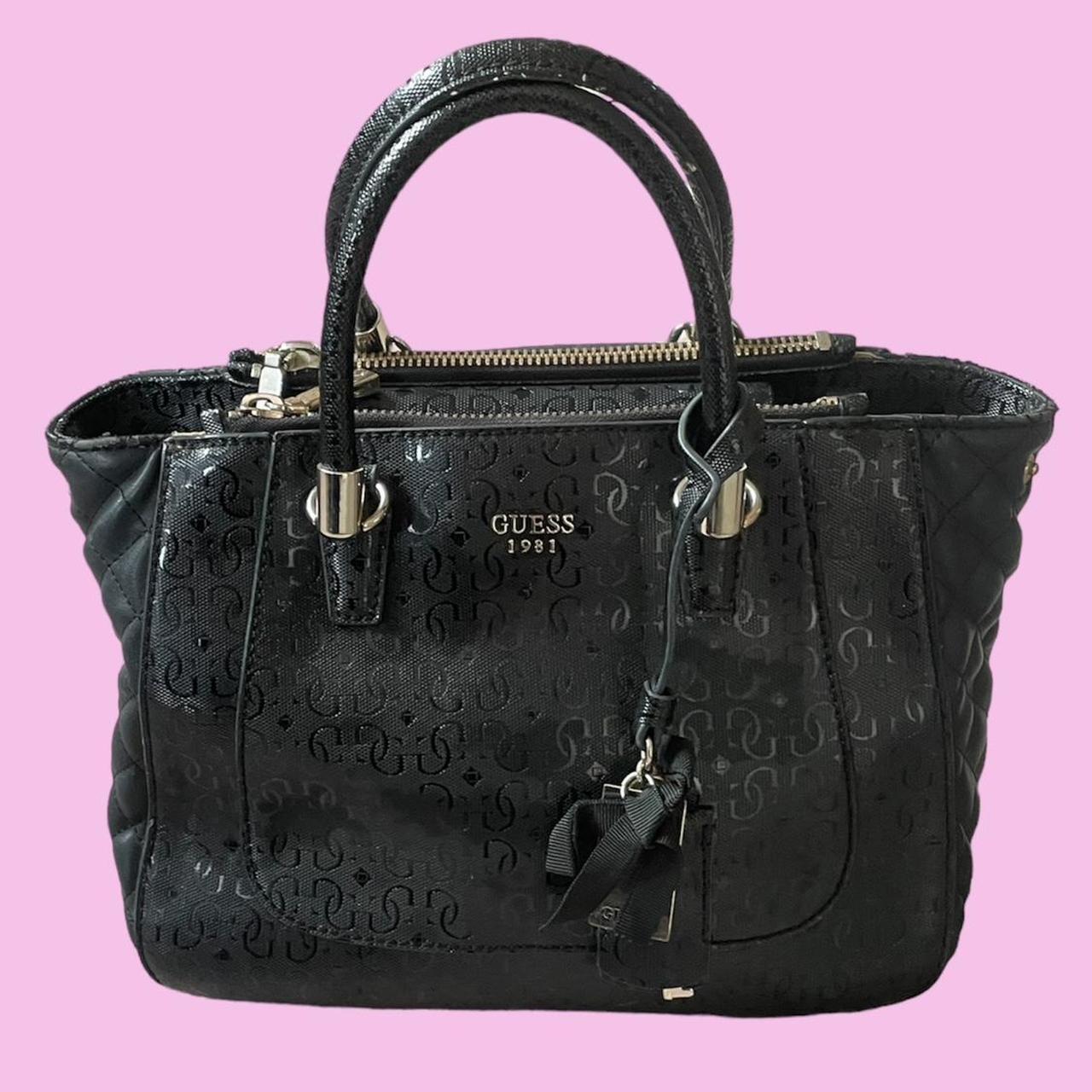 🖤 Guess Bag 🖤 Ideal black bag with heaps of... - Depop