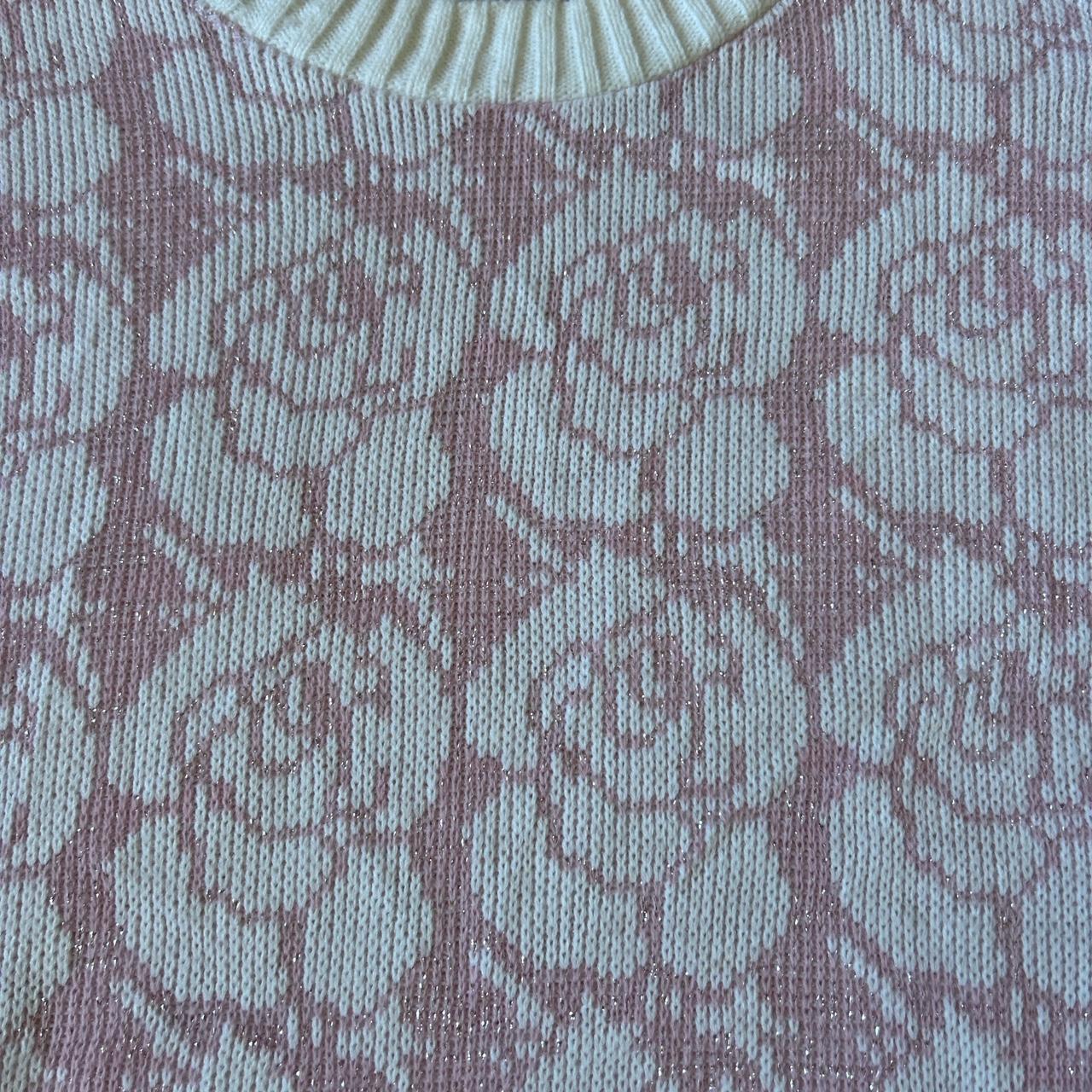 Cute vintage 80s pink and white rose sweater... - Depop