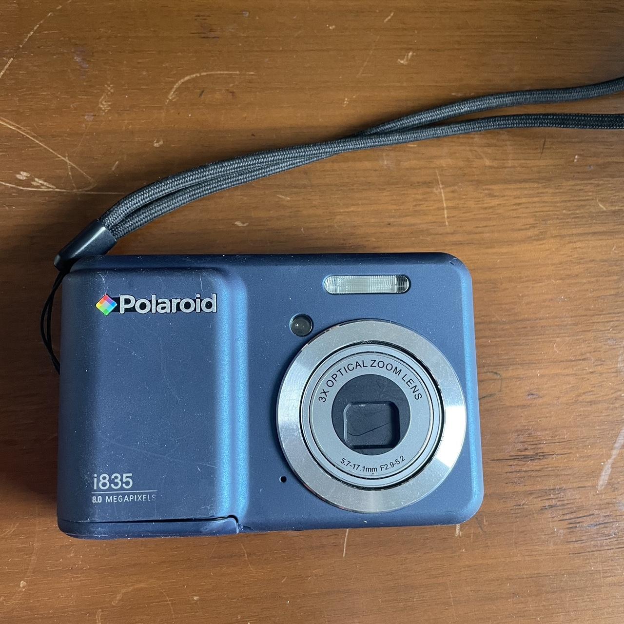 Polaroid digicam blue and silver In working... - Depop